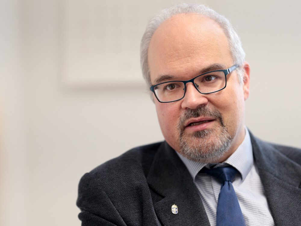 „Értékalapú jövőépítés: Dr. Cserey György dékán újravál...